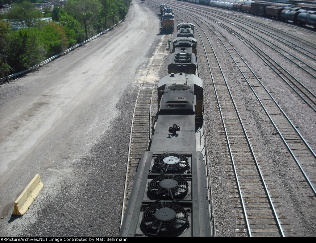 SD70M tops